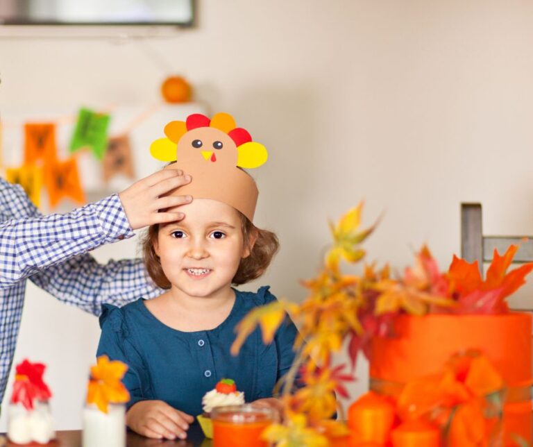 14 Small Family Thanksgiving Traditions (Make this Year Unforgettable)